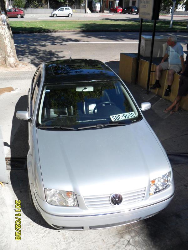 Mayori Car Detailing: Volkswagen Bora 1.8T Gris Plata (Uruguay)